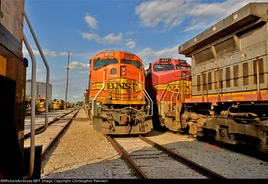 BNSF 8268 and BNSF 641 Stored